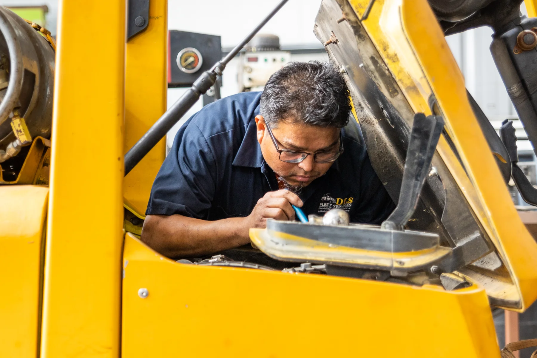 Truck Preventive Maintenance in Rosenberg, TX | DLS